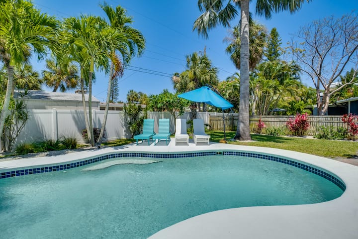 Island Haven By Seabreeze Vacation - Holmes Beach, FL