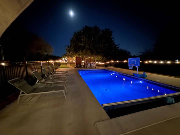 The Lodge-pool-hot Tub-7 Br, 6ba, Dine 24,sleep 30 - Lake Lawtonka, OK