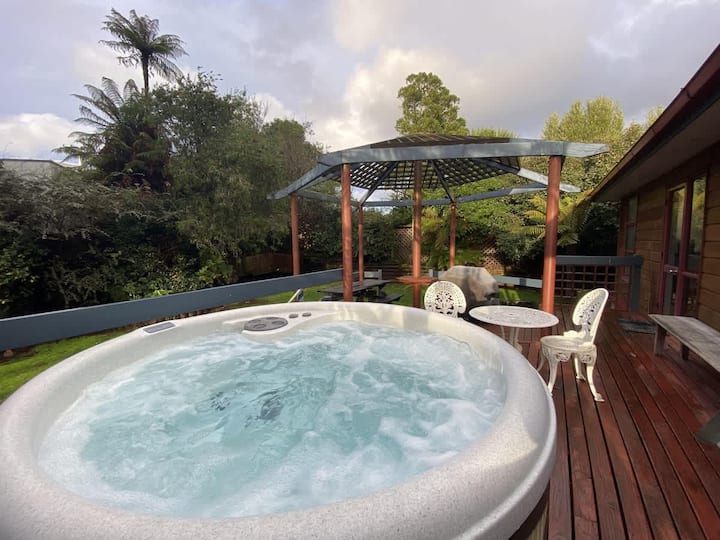 Hilton Retreat - Rotorua