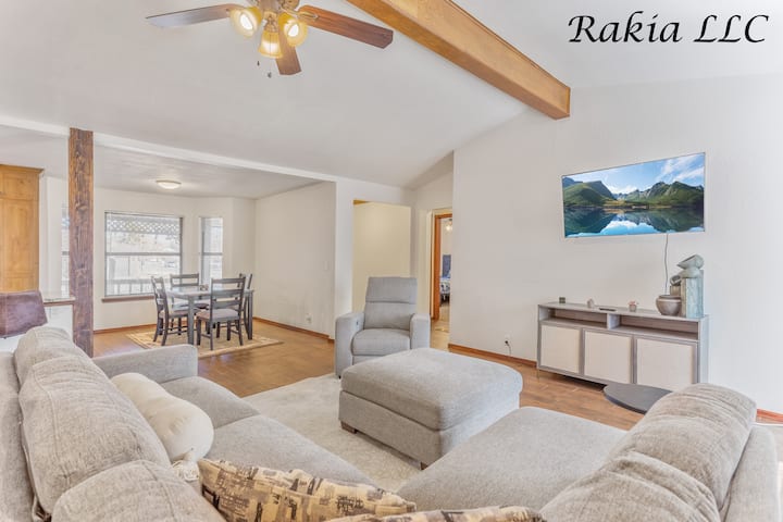 Spacious Home In Edmond W/ Designated Work Space - Edmond