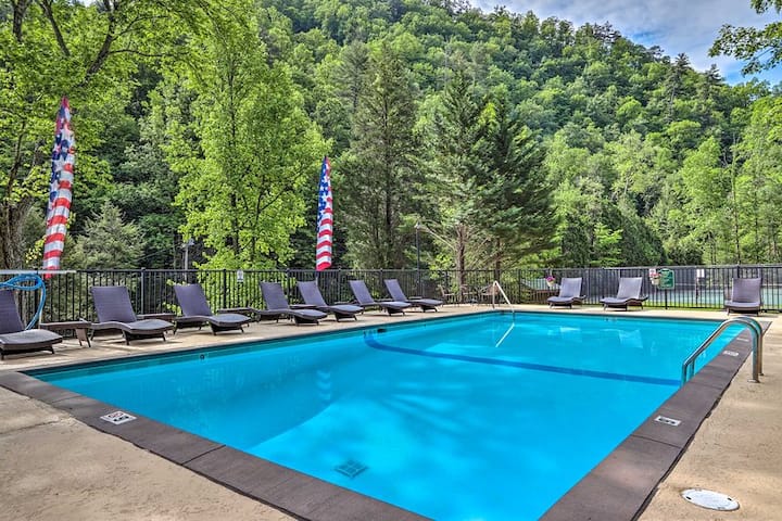 View~pool~hot Tub~arcade~game Room~disc Golf - Walland, TN
