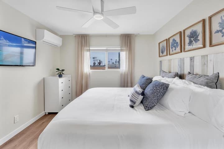 Steps From The Beach | 1 Bed, 1 Bath ~Perfect Stay - Oceanside, CA