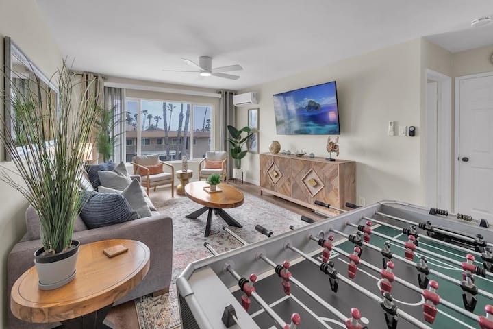 Sunny 1br Across Beach | Prime Location ~ Sleeps 4 - Oceanside, CA