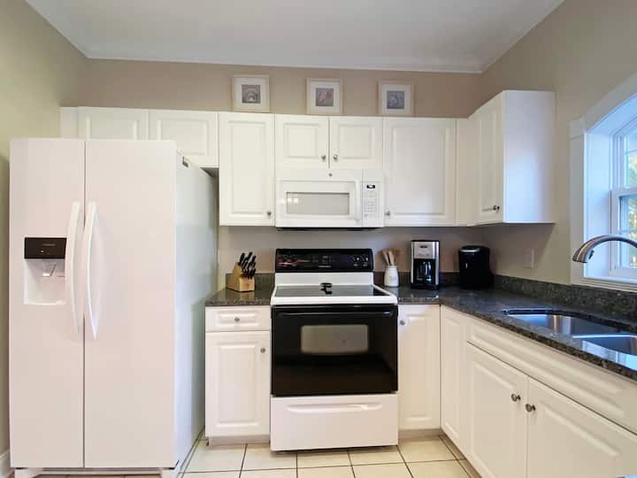 Spacious 3 Br 2 Ba Golf Course View Magnolia North - Myrtle Beach, SC