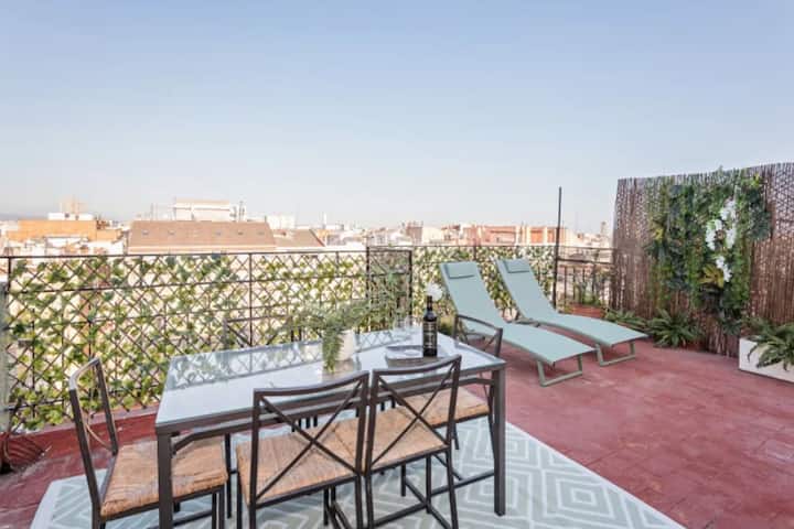 Rocafort | Sunlit Rooftop In The City Center - Barcelona