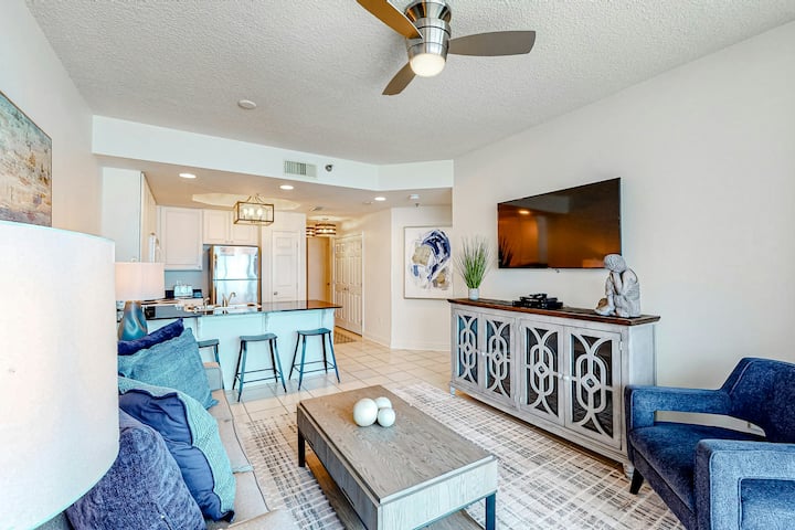 Coastal 1br Oceanfront | Bunk Room| Balcony | Pool - Gulf Shores, AL
