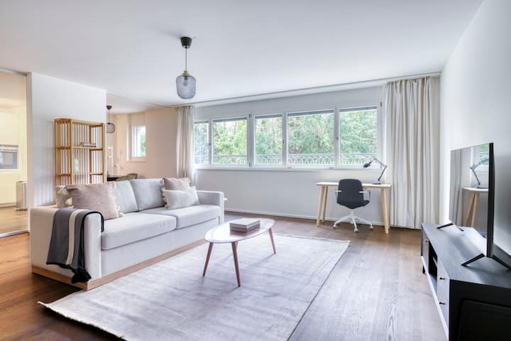 Blueground | Mühlebach, W/d, Parking, Nr Seefeld - Zürich