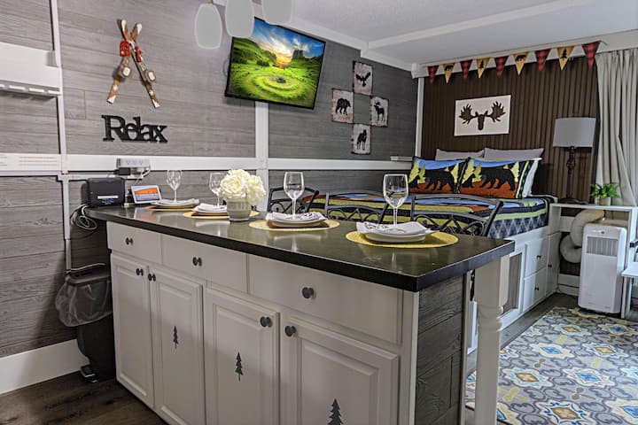 Sc 2209: Cozy Studio Hideaway By The Ski Lifts - Snowshoe, WV