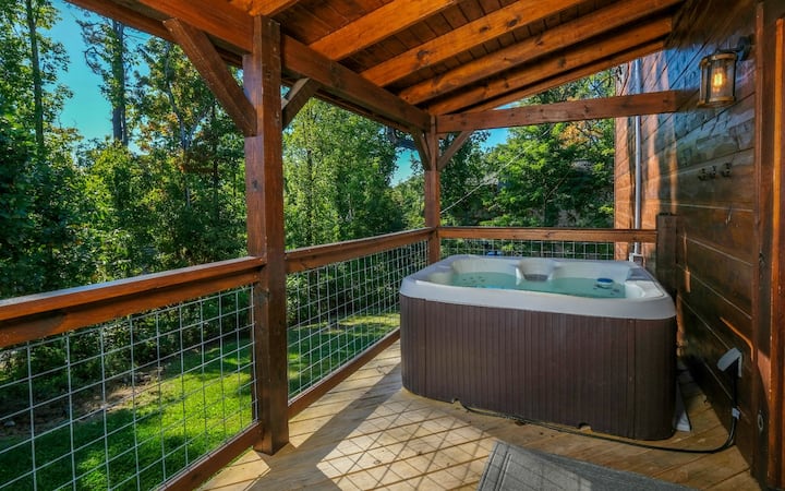 Heaven's Hill - Mountain Views & Hot Tub - Blue Ridge Mountains