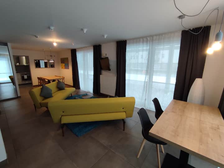 Xl Apartment Kran, Long Term - Berlin