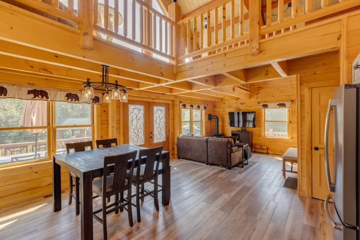 Private Riverfront Cabin At Bretton Woods - Bethlehem, NH
