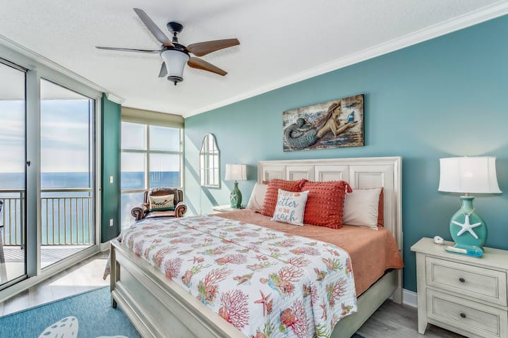 16th Floor Breathtaking Views | Beachfront | Pool |2 Kings & Bunk Beds - Florida