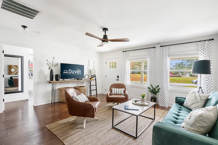 Tranquil Two Bedroom | Oakwood On The Park - North Charleston, SC