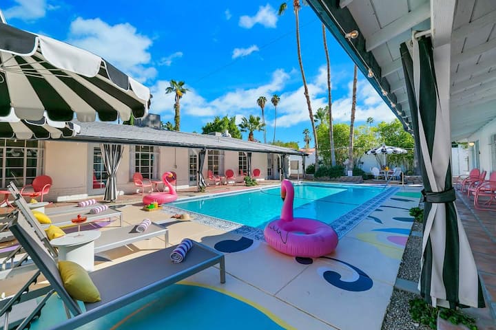 11br Designer Villa Poolside, Downtown, Sleeps 30 - Palm Springs, CA