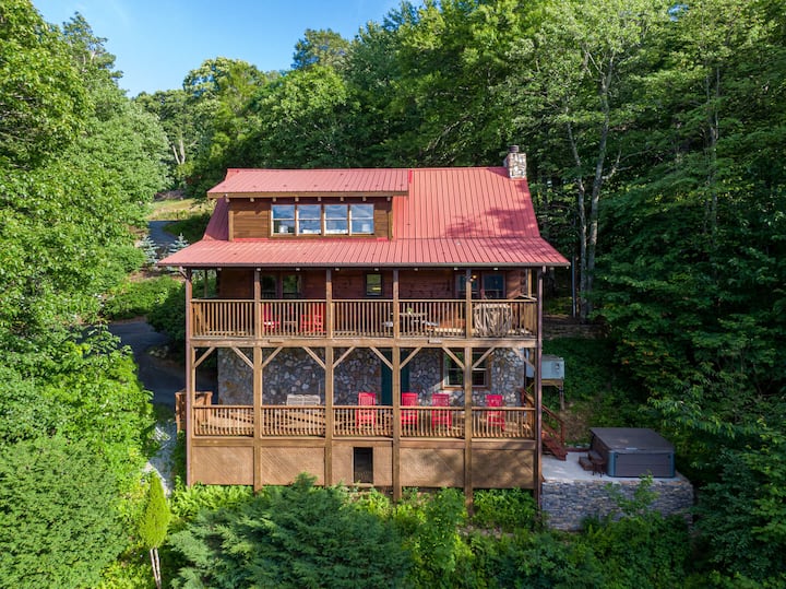 Whispering Ridge Retreat-hot Tub, Pet Friendly! - Boone, NC