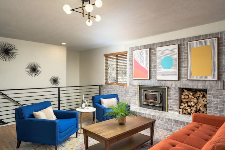 The Mcm Movie Manor|big Backyard|movie Theater - Denver