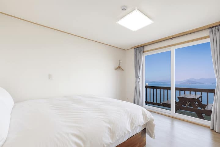 #오션뷰 함구미바다를 보며 피로를 풀수 있는 301호 - Yeosu-si