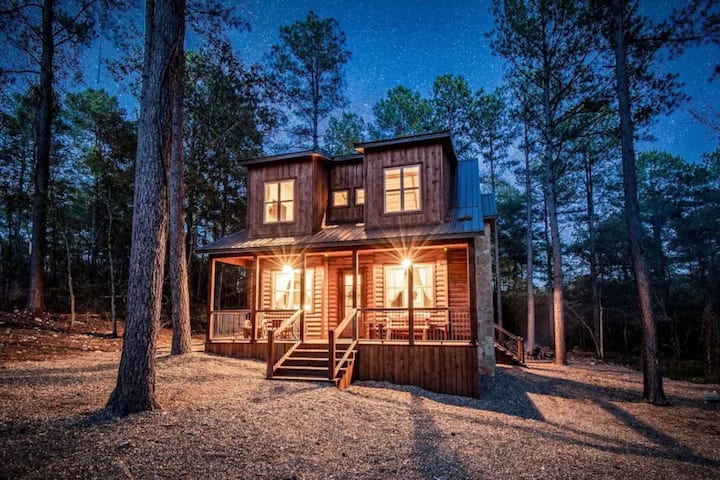 Three Wildflowers Cabin - Cozy Retreat For Up To 6 - Hochatown, OK