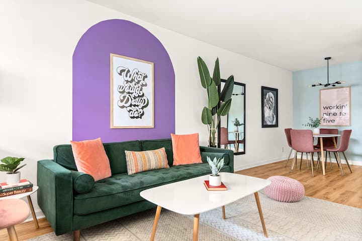 Music Row 2br/2 Bath Sleeps 12 - Nashville, TN