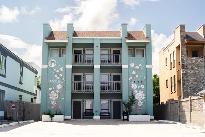 101, Ocean Side, Laundry, Desk, Backyard - Port Isabel, TX