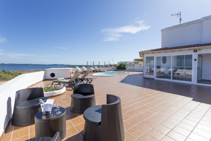 Luxury Villa Remos- Private Heated Pool, Wifi, Bbq - Corralejo