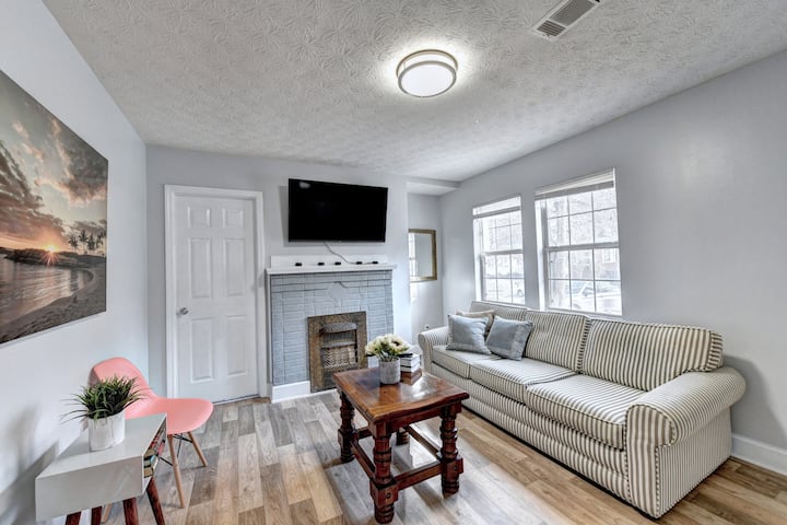 Gorgeous 5-bedroom Home In Midtown- Sleeps 15 - Buckhead, GA