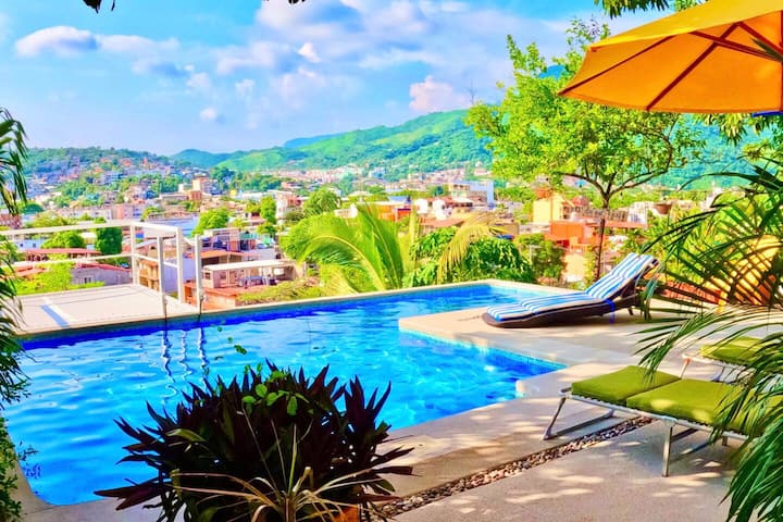 Perfectly Located Boutique Casa On Playa La Madera - Zihuatanejo