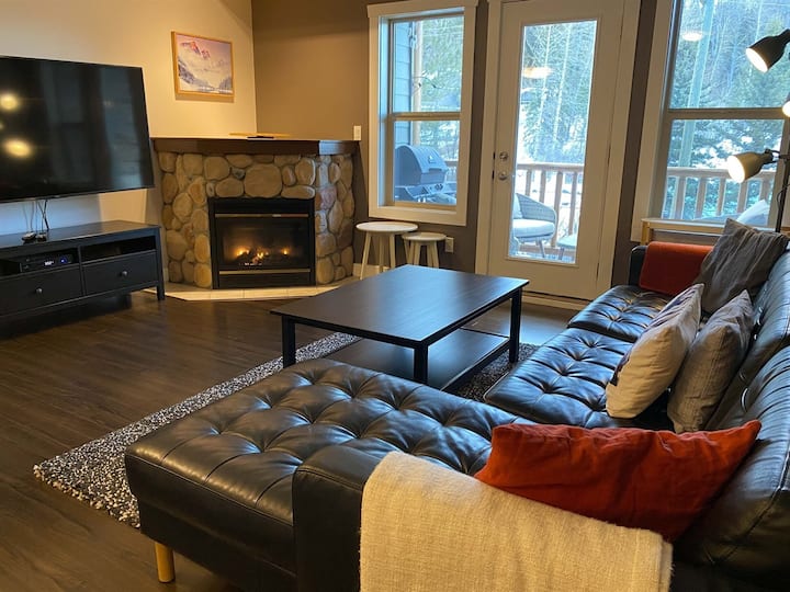 2 Bedrooms Sleeps 4 Adults L A/c - Fernie