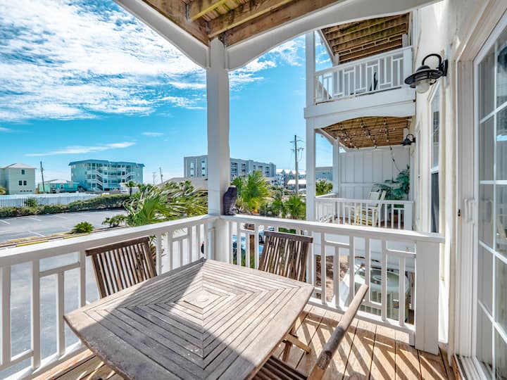 Family Tides | Walk To The Beach! - Carolina Beach, NC