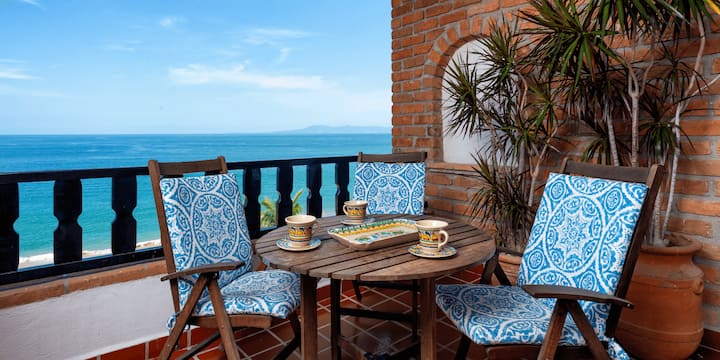 2br Oceanside Resort Condo W/ Pool & Private Beach - Puerto Vallarta