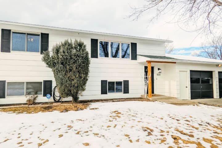 Modern Br | Near Nlr & Trails | Utilities Incl. - Golden, CO