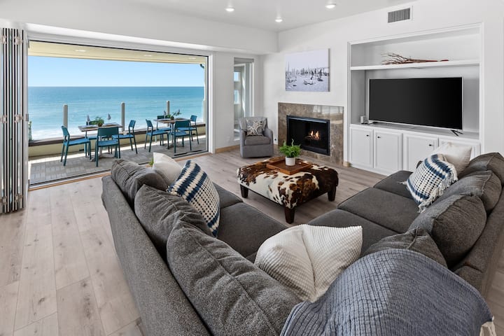 Upper Level Oceanfront Condo On The Sand P923-0 - Oceanside, CA