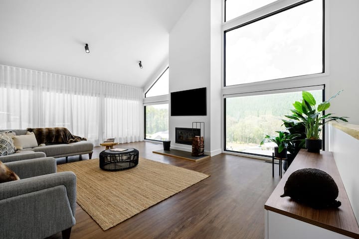 Hilltop At Bright - Bright