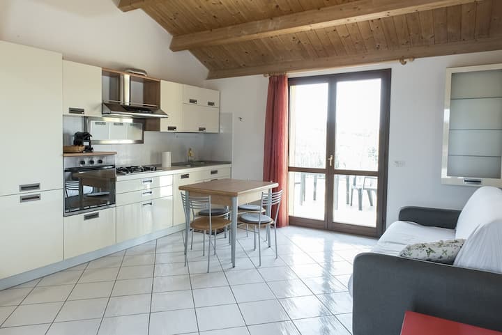 N036 - Numana, Apartment In Residence With Pool - Numana