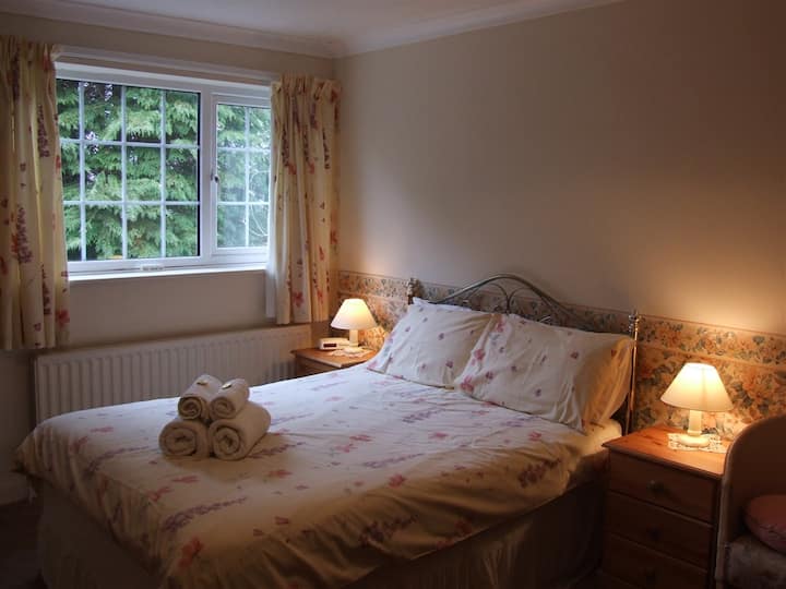 Double Ensuite At Cefn Uchaf Guesthouse - Criccieth