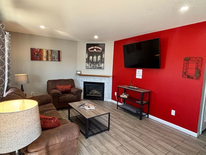 Bright & Cozy Upper Unit In Denver - Westminster, CO
