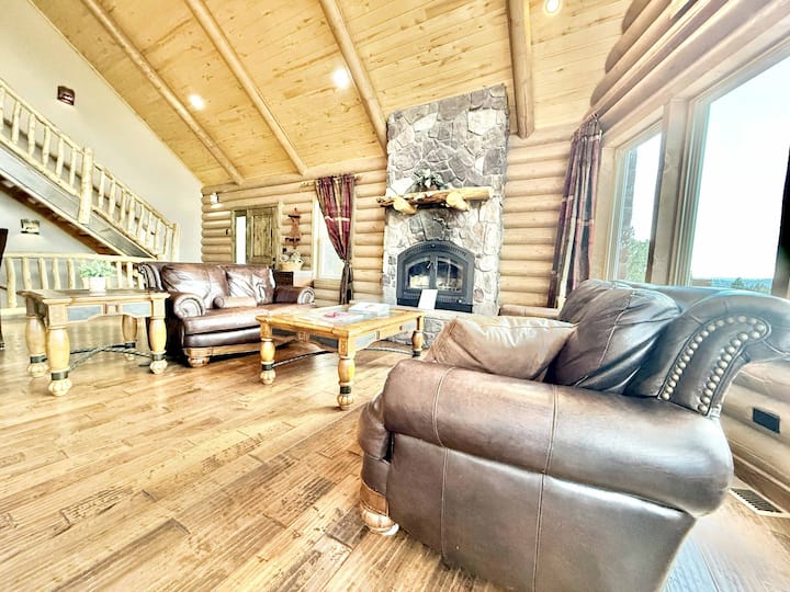 Panoramic Pet-friendly Cabin | Stargazing Deck - Orderville, UT