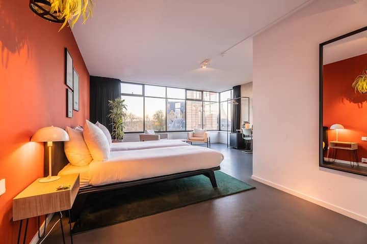 Familie Hotelkamer In Het Centrum Van Hilversum - Hilversum