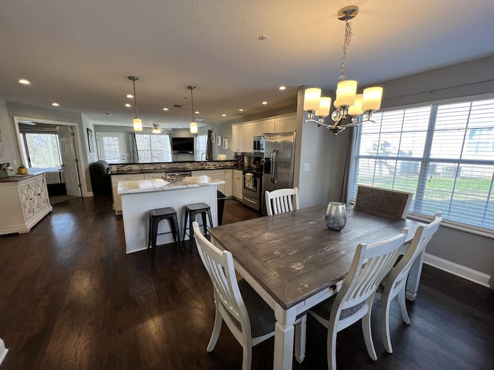 2br Condo W/ Amenities! ~ Near The Strip (Mb10-2) - Branson, MO