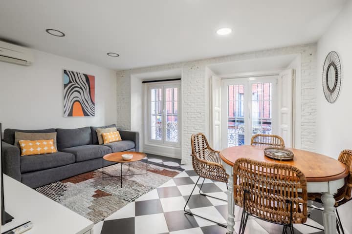 Modern And Bright -2 Bedrooms 1 Bathroom-lavapies - Madrid