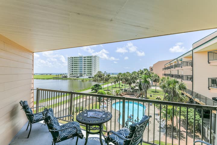 Fun Times Casa, Ocean View, Sleeps 6! - Moody Gardens, Galveston