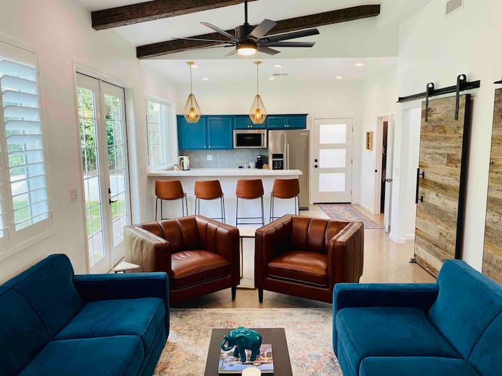 Historic District Phoenix Casita Fall Specials! - Phoenix