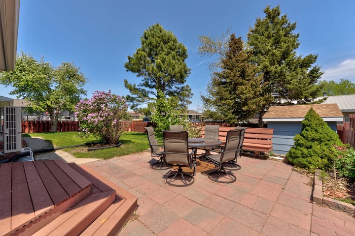 Spacious 4br Home With Game Room - Rapid City, SD