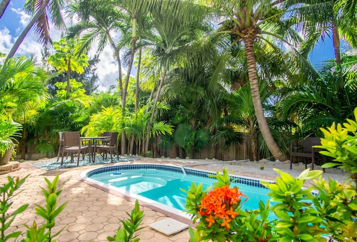 The Garden Villa  Cozy 1br Ground-level Half Duplex With Private Pool - Marathon, FL