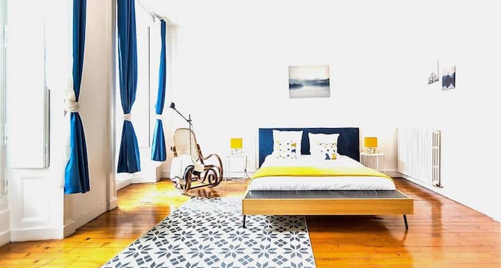 L'impressionniste-charme De L'ancien-hypercentre - Nantes