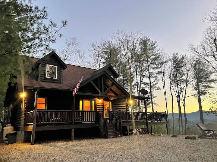 Tree Top Getaway - North Carolina