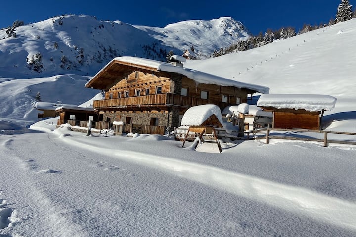 Alpage Unique Dans Les Montagnes Du Zillertal - Tux