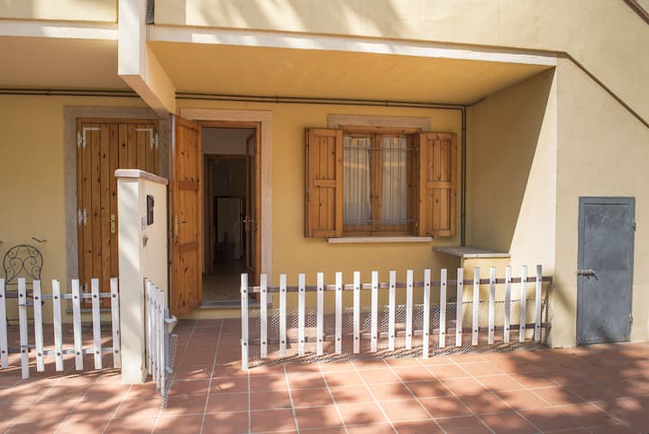M047 - Marcelli, Three-room Apartment With Porch - Loreto AN, Italy