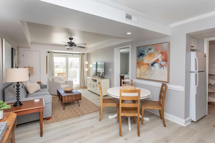 Summerhouse Villas Condo: Private Resort Beach! - Litchfield Beach, SC