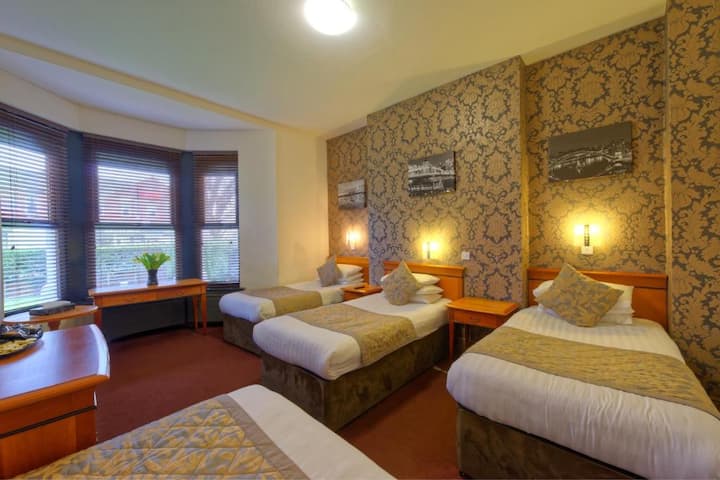 Famille-salle De Bain Et Douche - Newcastle upon Tyne